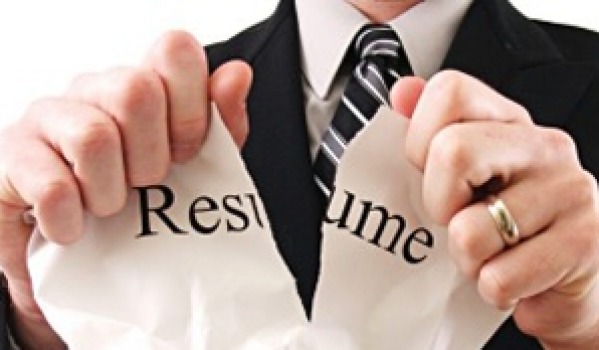 Rip Up Your Resume: Focus on Your LinkedIn Profile - Culpwrit